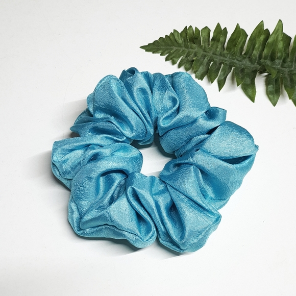 Gaviota | Accessories | Small Aqua Scrunchie | Poshmark